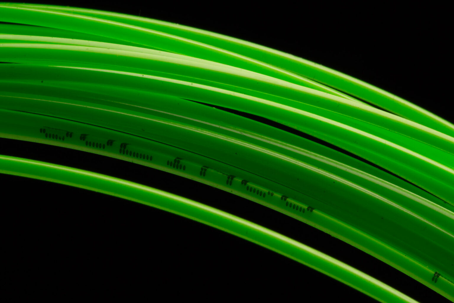 Shaped vs. Round Strings – Which is Right for You? Find out here – Solinco®